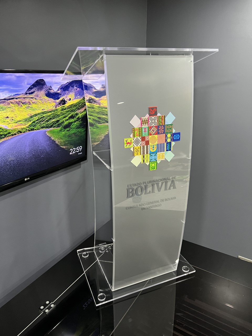 PÓDIUM ACRÍLICO SKU 24 – Podium Chile